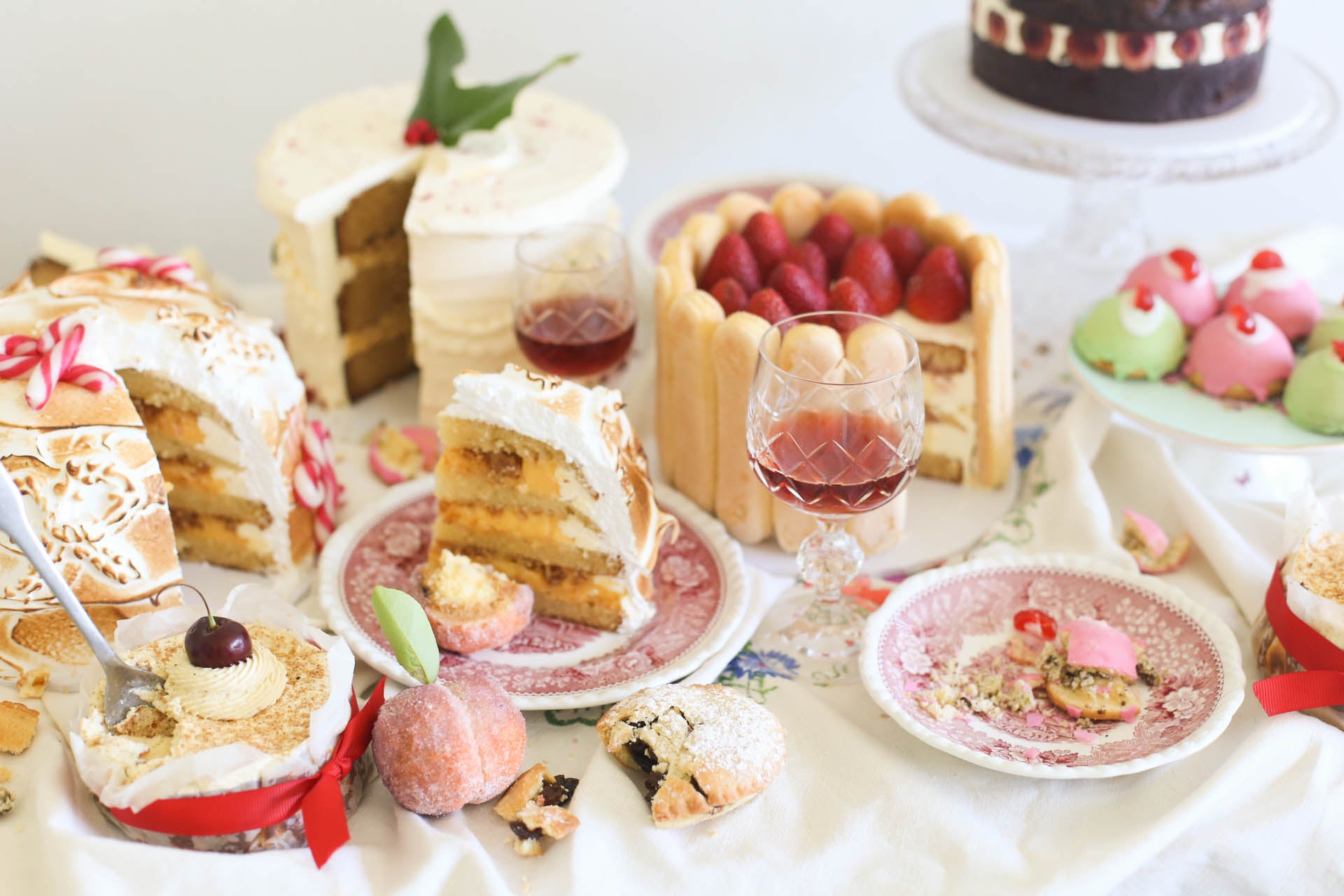 The most delicious cakes & gifts to spoil someone sweet! – Sweet Bakes